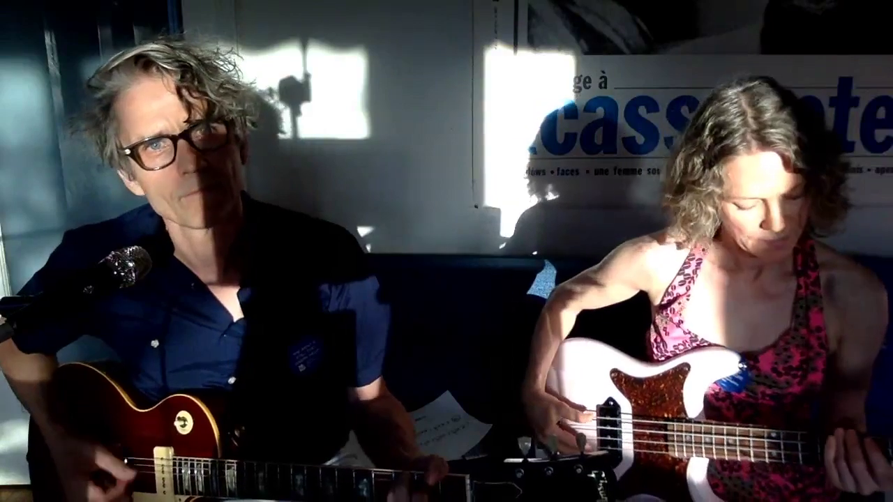 Video: Dean & Britta I Want Everything / Cheese and Onions